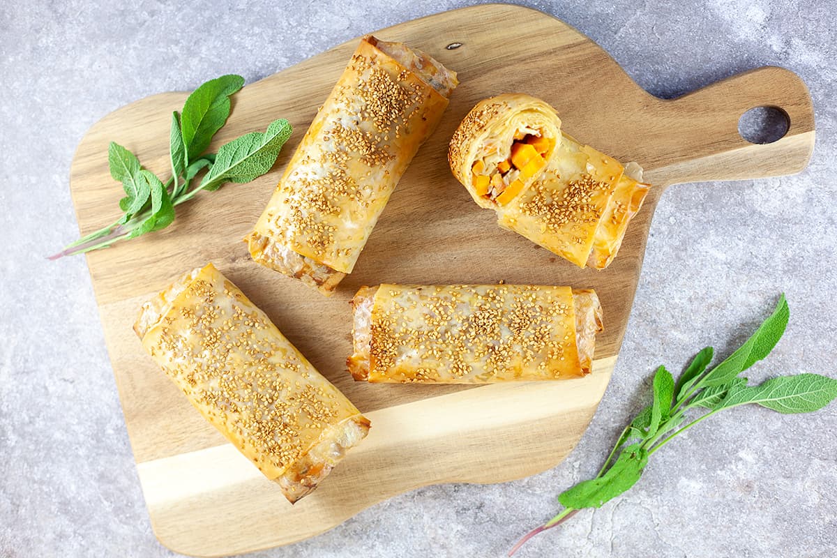 Vegetarische filodeeg pakketjes