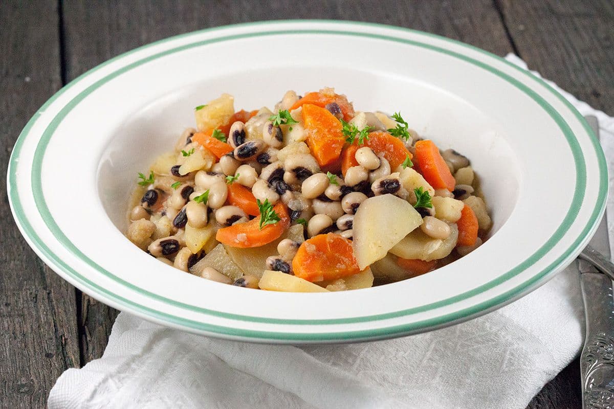 Vegetarische zwarte bonen stoofpot