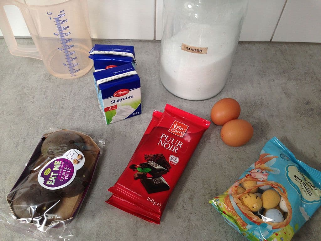 Chocolade parfait met passievrucht